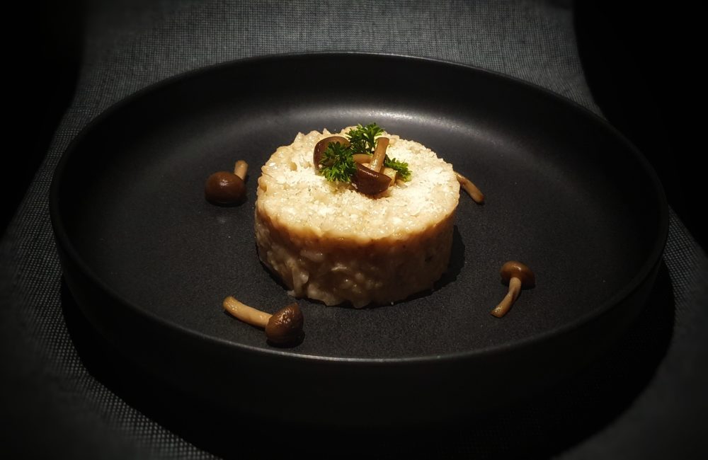 Cremiges Risotto mit Shimeji-Pilzen - Fine Dining & Travel Magazin